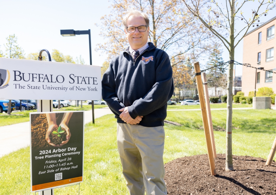Faculty/Staff Achievements Roundup: Sypniewski named PLANT WNY Person ...